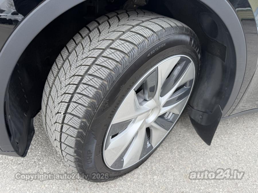 Melns Tesla Model Y 2022 Tartu, ar dzinēja tilpumu 0.00 L un nobraukumu 58 tūkst. km par 36899 €, foto 7 vietnē AUTOMOTO.COM.LV