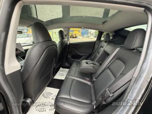 Melns Tesla Model Y 2022 Tartu, ar dzinēja tilpumu 0.00 L un nobraukumu 58 tūkst. km par 36899 €, foto 12 vietnē AUTOMOTO.COM.LV