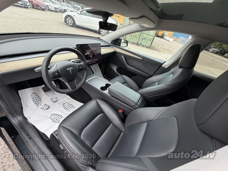 Melns Tesla Model Y 2022 Tartu, ar dzinēja tilpumu 0.00 L un nobraukumu 58 tūkst. km par 36899 €, foto 13 vietnē AUTOMOTO.COM.LV