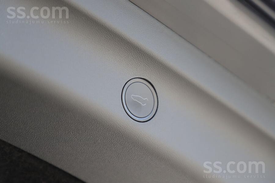 Melns Tesla Model Y 2022 Tukums, ar dzinēja tilpumu 0.00 L un nobraukumu 136 tūkst. km par 33000 €, foto 15 vietnē AUTOMOTO.COM.LV