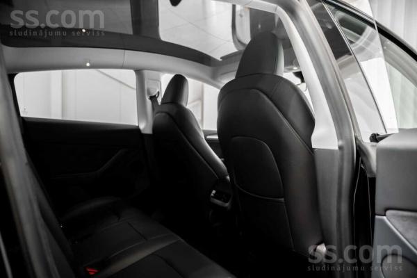 Melns Tesla Model Y 2022 Tukums, ar dzinēja tilpumu 0.00 L un nobraukumu 84 tūkst. km par 37990 €, foto 9 vietnē AUTOMOTO.COM.LV