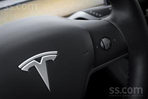 Melns Tesla Model Y 2022 Rīga, ar dzinēja tilpumu 0.00 L un nobraukumu 39 tūkst. km par 34990 €, foto 22 vietnē AUTOMOTO.COM.LV