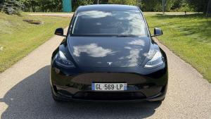 Melns Tesla Model Y 2022 Jonava, ar dzinēja tilpumu 0.00 L un nobraukumu 128 tūkst. km par 21800 €, foto  vietnē AUTOMOTO.COM.LV