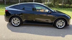 Melns Tesla Model Y 2022 Jonava, ar dzinēja tilpumu 0.00 L un nobraukumu 128 tūkst. km par 21400 €, foto 13 vietnē AUTOMOTO.COM.LV
