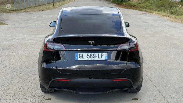 Tesla Model Y 2022 Jonava vietnÄ Melns Tesla Model Y 2022 Jonava, ar dzinÄja tilpumu 0.00 L un nobraukumu 128 tÅ«kst. km par 19850 ā¬, foto 3 vietnÄ AUTOMOTO.COM.LV
