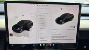 Black Tesla Model Y 2022 in Jonava, with an engine capacity of 0.00 L and mileage of 128 thousand km for 19750 €, photo 23 on AUTOMOTO.COM.LV
