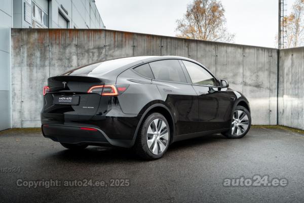 Melns Tesla Model Y 2023 Tartu, ar dzinēja tilpumu 0.00 L un nobraukumu 30 tūkst. km par 41900 €, foto 11 vietnē AUTOMOTO.COM.LV