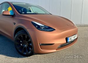 Black Tesla Model Y 2023 in Tartu, with an engine capacity of 0.00 L and mileage of 34 thousand km for 39700 €, photo 8 on AUTOMOTO.COM.LV