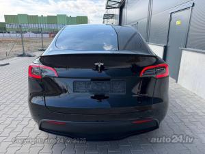 Black Tesla Model Y 2023 in Parnu, with an engine capacity of 0.00 L and mileage of 45 thousand km for 34990 €, photo 6 on AUTOMOTO.COM.LV