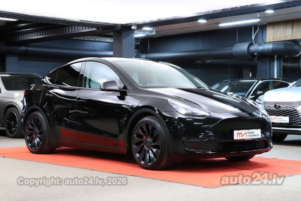 Черный Тесла Модель Y 2023 в Таллин, объемом двигателя 0.00 л и пробегом 70 тыс. км за 39495 €, фото 1 на AUTOMOTO.COM.LV