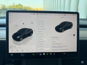 Black Tesla Model Y 2023 in Vilnius, with an engine capacity of 0.00 L and mileage of 77 thousand km for 37700 €, photo 16 on AUTOMOTO.COM.LV