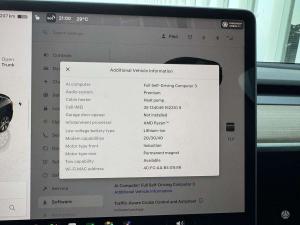 Black Tesla Model Y 2023 in Vilnius, with an engine capacity of 0.00 L and mileage of 77 thousand km for 37700 €, photo 17 on AUTOMOTO.COM.LV