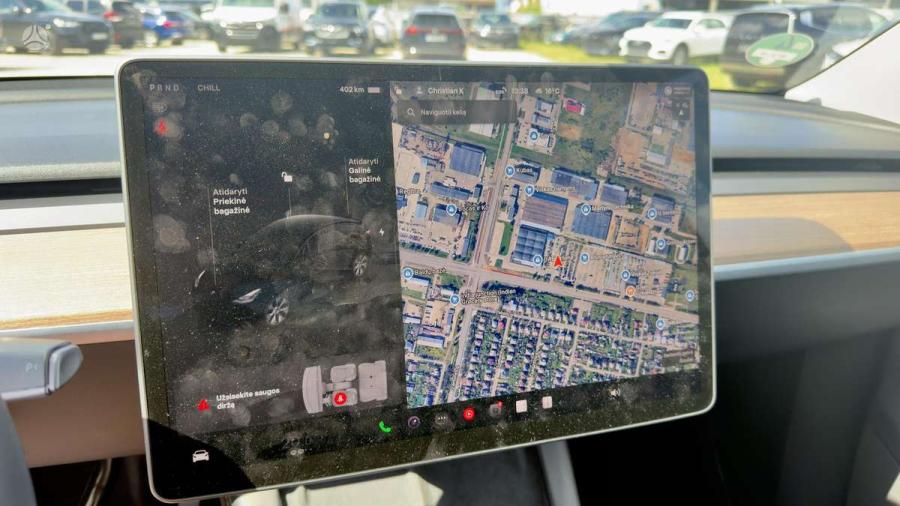 Black Tesla Model Y 2023 in Siauliai, with an engine capacity of 0.00 L and mileage of 92 thousand km for 28400 €, photo 16 on AUTOMOTO.COM.LV