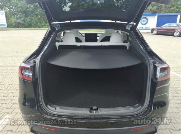 Melns Tesla Model Y 2023 Tallina, ar dzinēja tilpumu 0.00 L un nobraukumu 47 tūkst. km par 40990 €, foto 6 vietnē AUTOMOTO.COM.LV