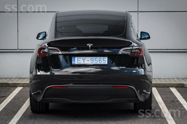 Melns Tesla Model Y 2023 Rīga, ar dzinēja tilpumu 0.00 L un nobraukumu 36 tūkst. km par 36950 €, foto 5 vietnē AUTOMOTO.COM.LV