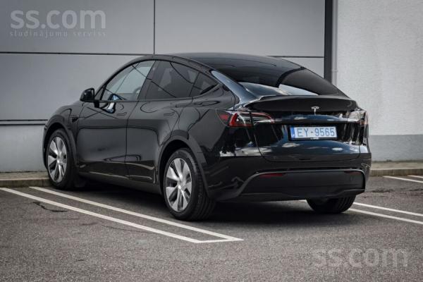 Melns Tesla Model Y 2023 Rīga, ar dzinēja tilpumu 0.00 L un nobraukumu 36 tūkst. km par 36950 €, foto 6 vietnē AUTOMOTO.COM.LV