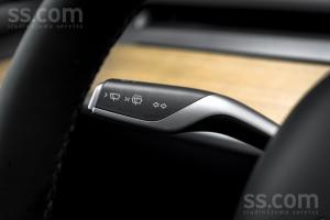 Black Tesla Model Y 2023 in Riga, with an engine capacity of 0.00 L and mileage of 36 thousand km for 36950 €, photo 18 on AUTOMOTO.COM.LV