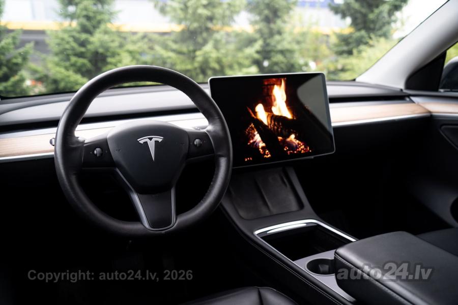 Melns Tesla Model Y 2023 Tallina, ar dzinēja tilpumu 0.00 L un nobraukumu 261 tūkst. km par 15500 €, foto 13 vietnē AUTOMOTO.COM.LV