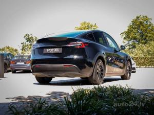 Melns Tesla Model Y 2023 Tartu, ar dzinēja tilpumu 0.00 L un nobraukumu 57 tūkst. km par 39500 €, foto 5 vietnē AUTOMOTO.COM.LV