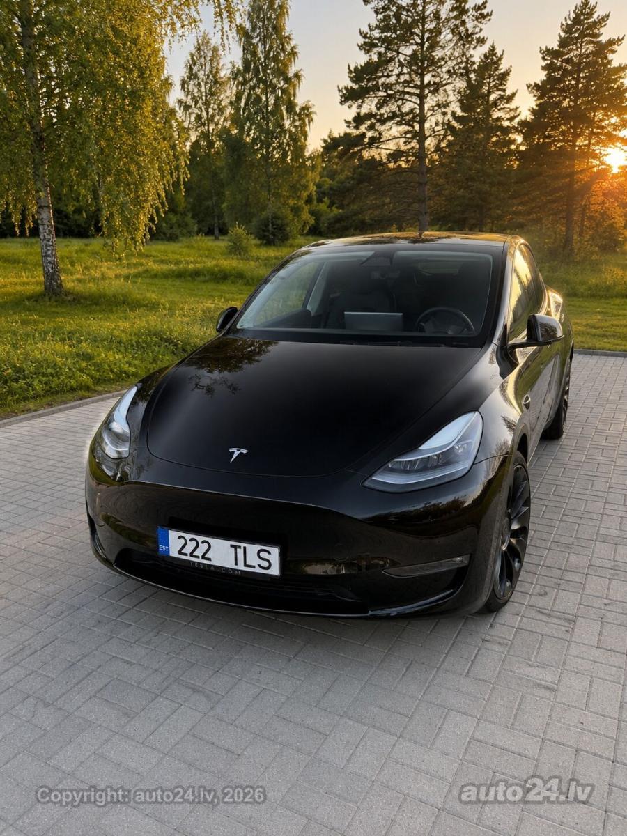 Melns Tesla Model Y 2023 Tallina, ar dzinēja tilpumu 0.00 L un nobraukumu 54 tūkst. km par 40000 €, foto 5 vietnē AUTOMOTO.COM.LV
