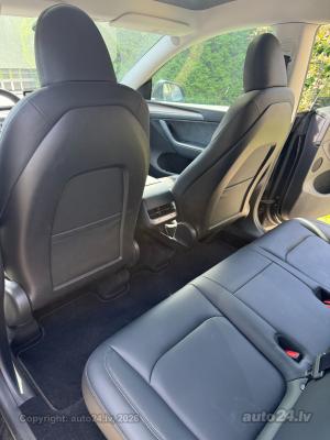 Melns Tesla Model Y 2023 Tallina, ar dzinēja tilpumu 0.00 L un nobraukumu 54 tūkst. km par 40000 €, foto 7 vietnē AUTOMOTO.COM.LV
