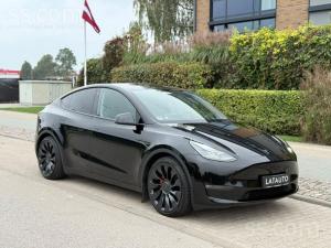 Melns Tesla Model Y 2023 Rīga, ar dzinēja tilpumu 0.00 L un nobraukumu 116 tūkst. km par 33995 €, foto 5 vietnē AUTOMOTO.COM.LV