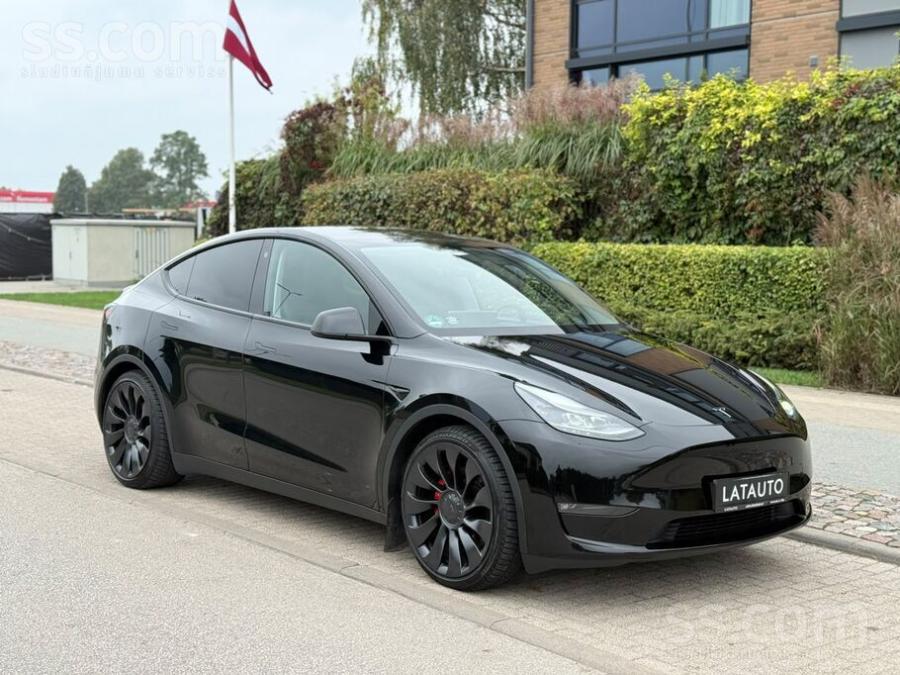 Melns Tesla Model Y 2023 Rīga, ar dzinēja tilpumu 0.00 L un nobraukumu 116 tūkst. km par 33995 €, foto 5 vietnē AUTOMOTO.COM.LV