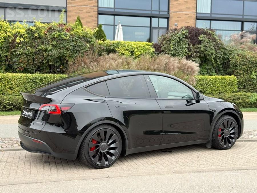 Melns Tesla Model Y 2023 Rīga, ar dzinēja tilpumu 0.00 L un nobraukumu 116 tūkst. km par 33995 €, foto 7 vietnē AUTOMOTO.COM.LV