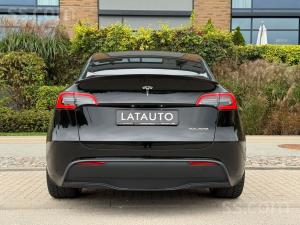 Melns Tesla Model Y 2023 Rīga, ar dzinēja tilpumu 0.00 L un nobraukumu 116 tūkst. km par 33995 €, foto 9 vietnē AUTOMOTO.COM.LV