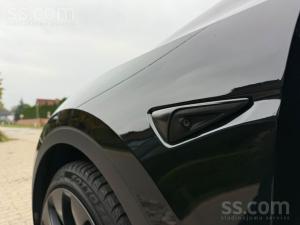 Melns Tesla Model Y 2023 Rīga, ar dzinēja tilpumu 0.00 L un nobraukumu 116 tūkst. km par 33995 €, foto 11 vietnē AUTOMOTO.COM.LV