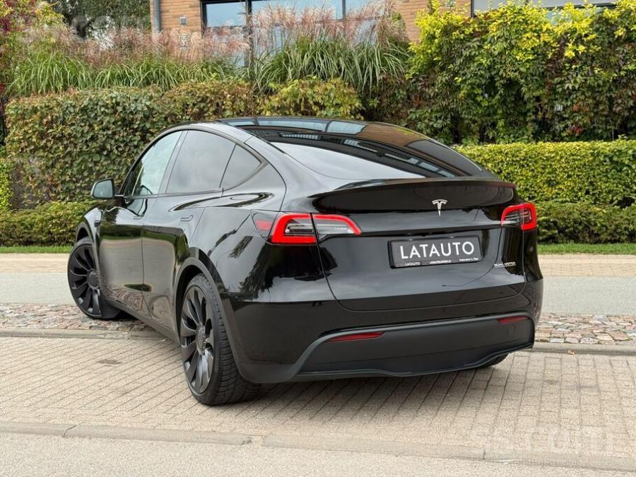 Melns Tesla Model Y 2023 Rīga, ar dzinēja tilpumu 0.00 L un nobraukumu 116 tūkst. km par 33995 €, foto 13 vietnē AUTOMOTO.COM.LV