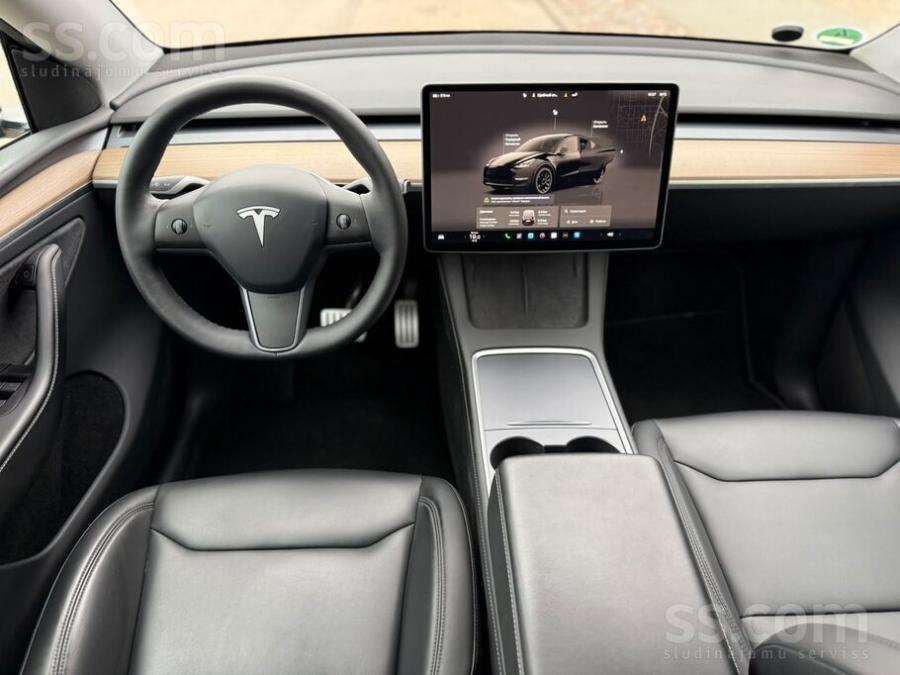 Melns Tesla Model Y 2023 Rīga, ar dzinēja tilpumu 0.00 L un nobraukumu 116 tūkst. km par 33995 €, foto 18 vietnē AUTOMOTO.COM.LV