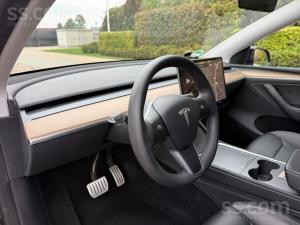 Melns Tesla Model Y 2023 Rīga, ar dzinēja tilpumu 0.00 L un nobraukumu 116 tūkst. km par 33995 €, foto 19 vietnē AUTOMOTO.COM.LV