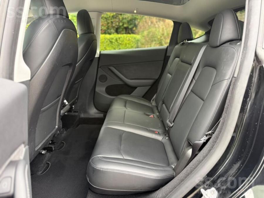 Melns Tesla Model Y 2023 Rīga, ar dzinēja tilpumu 0.00 L un nobraukumu 116 tūkst. km par 33995 €, foto 20 vietnē AUTOMOTO.COM.LV