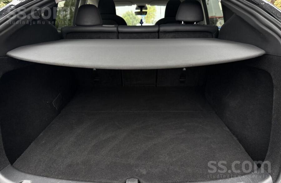 Melns Tesla Model Y 2023 Rīga, ar dzinēja tilpumu 0.00 L un nobraukumu 116 tūkst. km par 33995 €, foto 33 vietnē AUTOMOTO.COM.LV