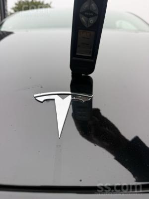 Melns Tesla Model Y 2023 Rīga, ar dzinēja tilpumu 0.00 L un nobraukumu 116 tūkst. km par 33995 €, foto 36 vietnē AUTOMOTO.COM.LV