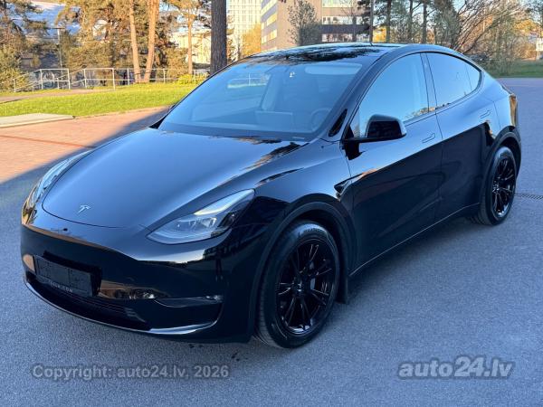 Melns Tesla Model Y 2024 Tallina, ar dzinēja tilpumu 0.00 L un nobraukumu 53 tūkst. km par 40900 €, foto 1 vietnē AUTOMOTO.COM.LV