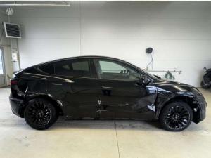 Melns Tesla Model Y 2024 Radviliškis, ar dzinēja tilpumu 0.00 L un nobraukumu 67 tūkst. km par 24744 €, foto 6 vietnē AUTOMOTO.COM.LV