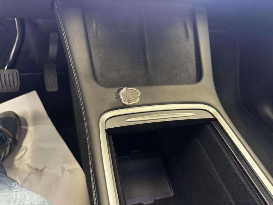 Melns Tesla Model Y 2024 Radviliškis, ar dzinēja tilpumu 0.00 L un nobraukumu 67 tūkst. km par 24744 €, foto 13 vietnē AUTOMOTO.COM.LV