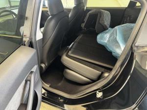 Melns Tesla Model Y 2024 Radviliškis, ar dzinēja tilpumu 0.00 L un nobraukumu 67 tūkst. km par 24744 €, foto 15 vietnē AUTOMOTO.COM.LV