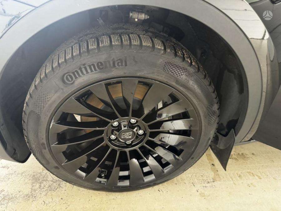 Melns Tesla Model Y 2024 Radviliškis, ar dzinēja tilpumu 0.00 L un nobraukumu 67 tūkst. km par 24744 €, foto 38 vietnē AUTOMOTO.COM.LV