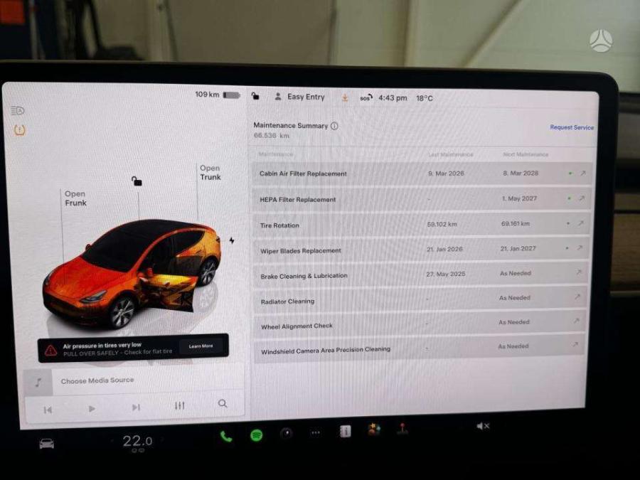 Melns Tesla Model Y 2024 Radviliškis, ar dzinēja tilpumu 0.00 L un nobraukumu 67 tūkst. km par 24744 €, foto 41 vietnē AUTOMOTO.COM.LV