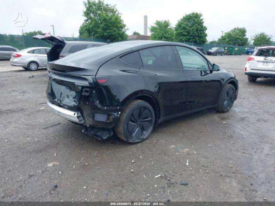 Melns Tesla Model Y 2026 Klaipėda, ar dzinēja tilpumu 0.00 L un nobraukumu 17 tūkst. km par 18950 €, foto 5 vietnē AUTOMOTO.COM.LV