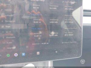 Melns Tesla Model Y 2026 Klaipėda, ar dzinēja tilpumu 0.00 L un nobraukumu 17 tūkst. km par 18950 €, foto 8 vietnē AUTOMOTO.COM.LV