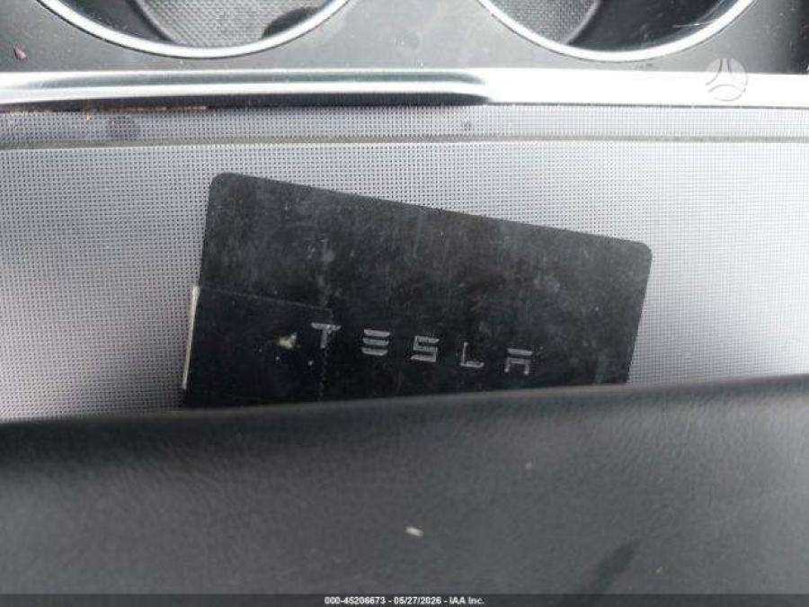 Melns Tesla Model Y 2026 Klaipėda, ar dzinēja tilpumu 0.00 L un nobraukumu 17 tūkst. km par 18950 €, foto 12 vietnē AUTOMOTO.COM.LV