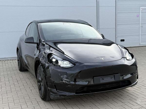 Черный Тесла Модель Y 2022 в Каунас, объемом двигателя 0.00 л и пробегом 62 тыс. км за 17700 €, фото 9 на AUTOMOTO.COM.LV