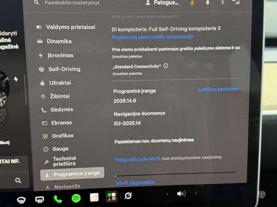 Black Tesla Model Y 2022 in Kaunas, with an engine capacity of 0.00 L and mileage of 62 thousand km for 17700 €, photo 20 on AUTOMOTO.COM.LV