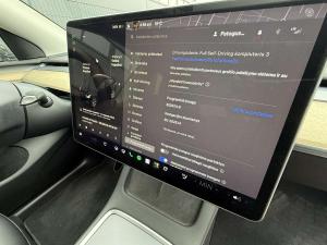Melns Tesla Model Y 2022 Kauņa, ar dzinēja tilpumu 0.00 L un nobraukumu 62 tūkst. km par 17500 €, foto 19 vietnē AUTOMOTO.COM.LV