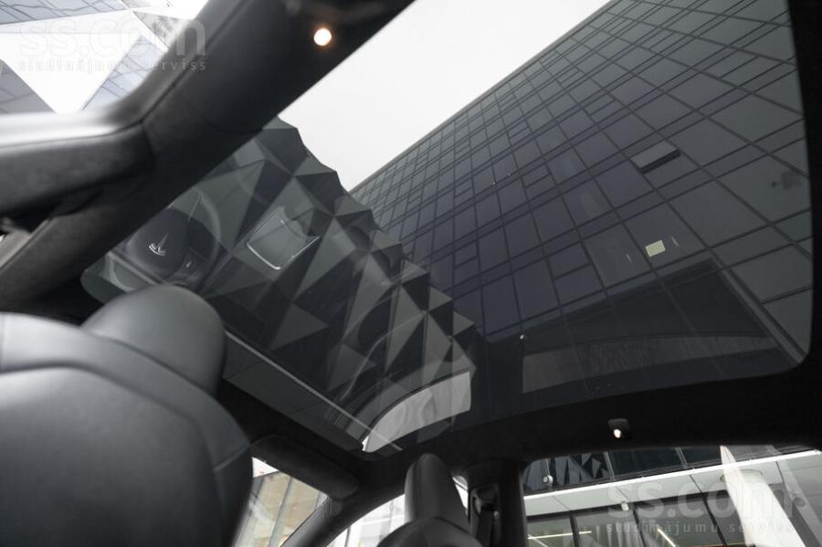 Melns Tesla Model Y 2022 Rīga, ar dzinēja tilpumu 0.00 L un nobraukumu 45 tūkst. km par 35555 €, foto 11 vietnē AUTOMOTO.COM.LV