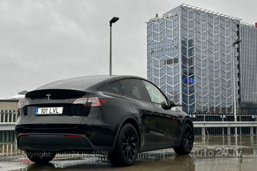 Melns Tesla Model Y 2022 Tallina, ar dzinēja tilpumu 0.00 L un nobraukumu 73 tūkst. km par 33900 €, foto 6 vietnē AUTOMOTO.COM.LV